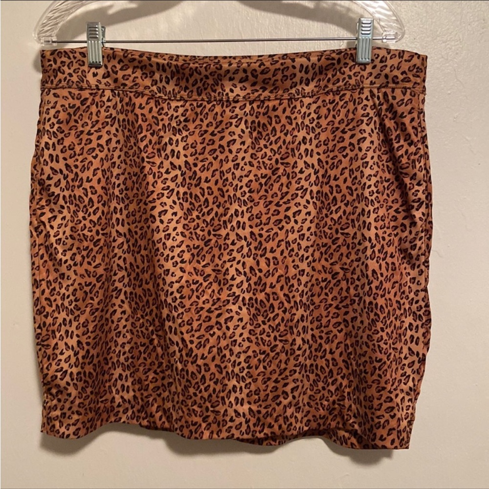 Leopard Print Golf Skort !!! Greg Norman Brand - Gem